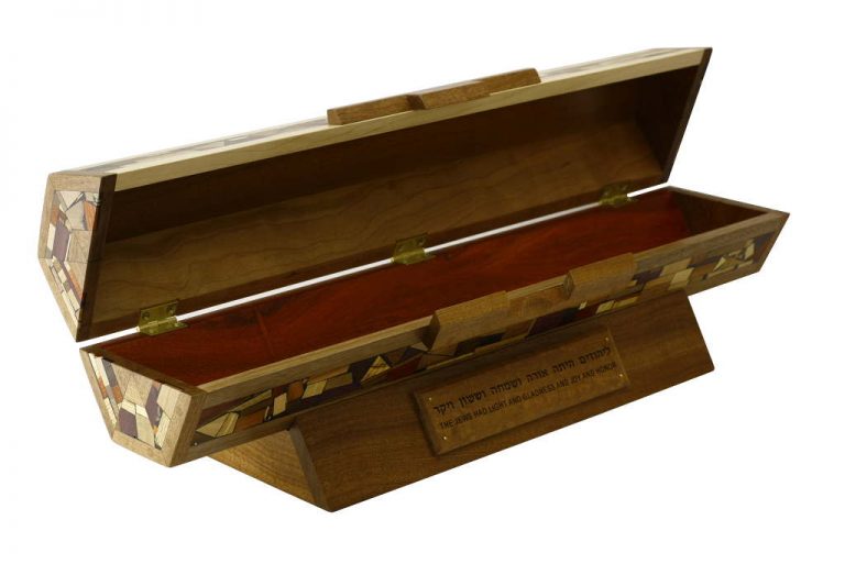 The Making of an Heirloom Megillah Case - Etz-Ron